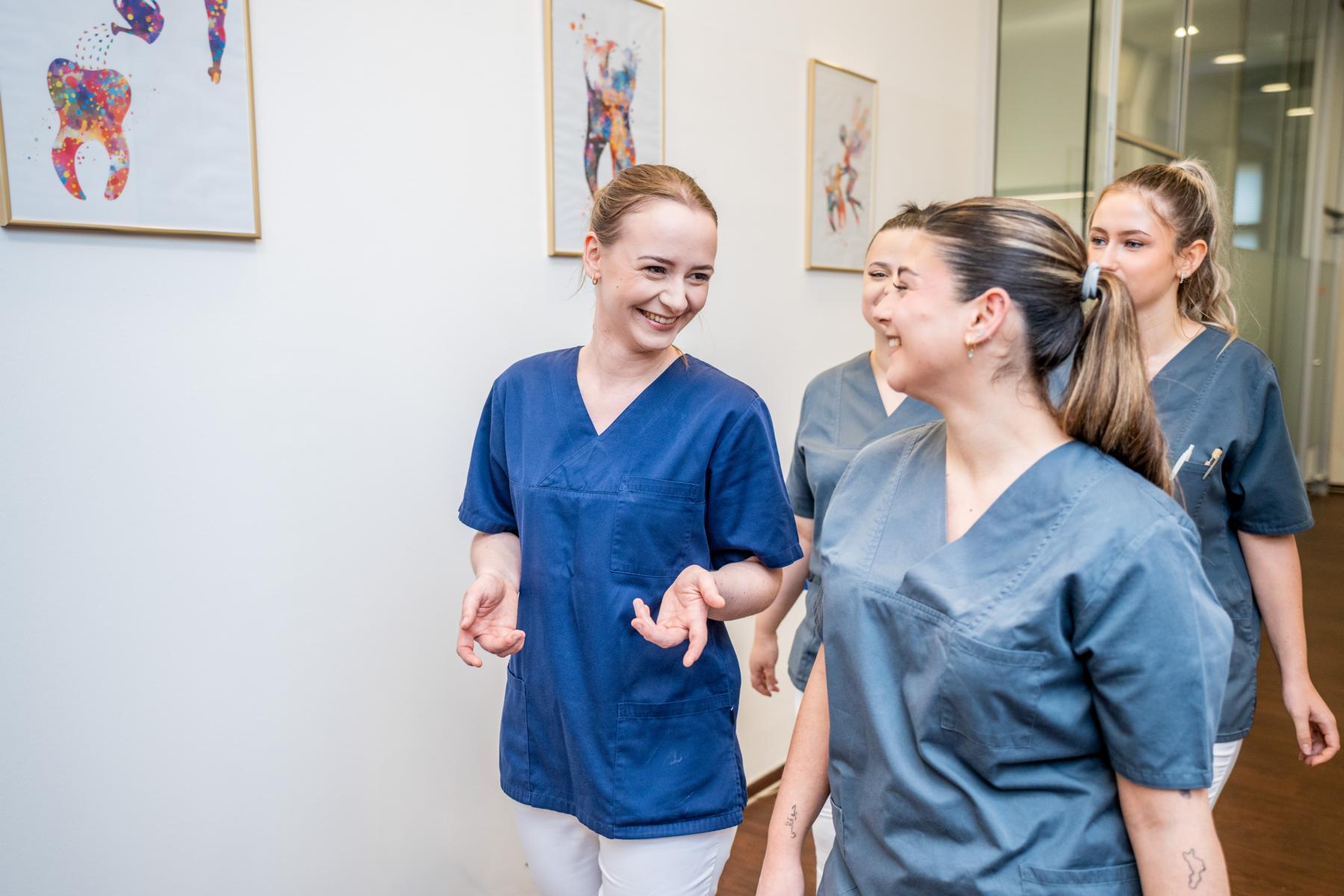 Dein neuer Arbeitgeber - Ihr Zahnarzt vor Ort | ZTK Zahngesundheit